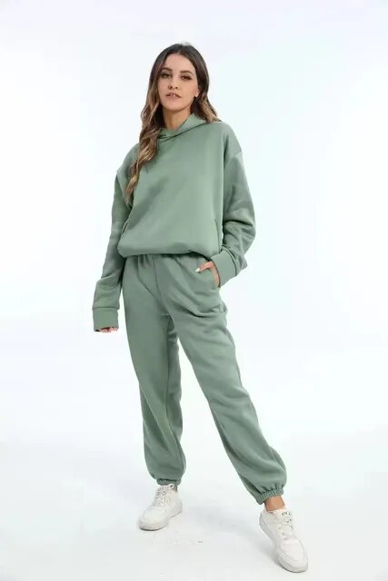 Kapuzenpulli und Jogginghosen Set für Damen – Glanzberg Mode