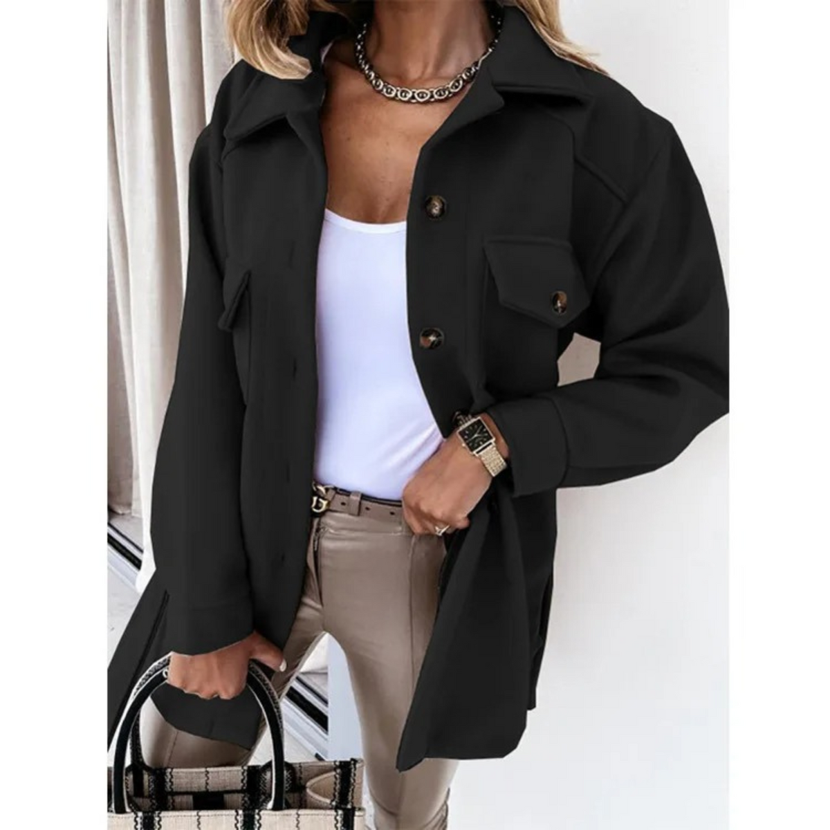 Jacke mit Knopfleiste und aufgesetzten Taschen für Frauen – Glanzberg Mode