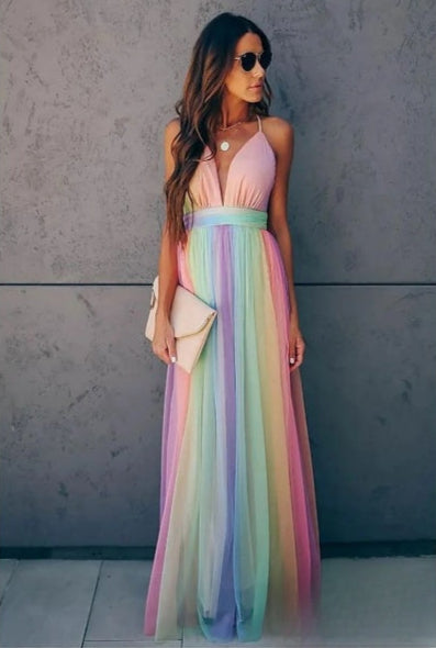 Damen-Maxikleid mit Regenbogenstreifen und V-Ausschnitt – Glanzberg Mode